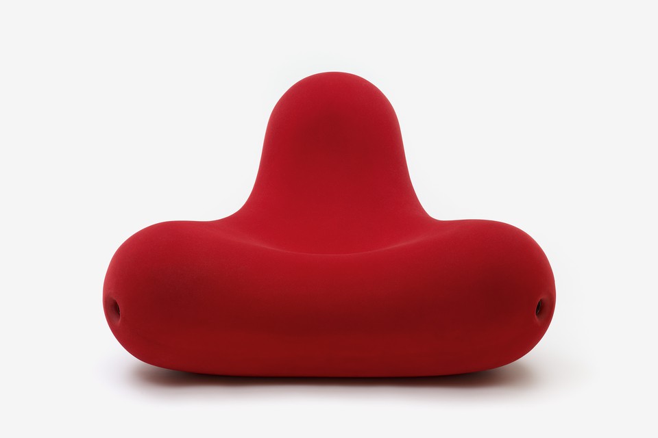 Bucky Chair Installation | Marc Newson Ltd